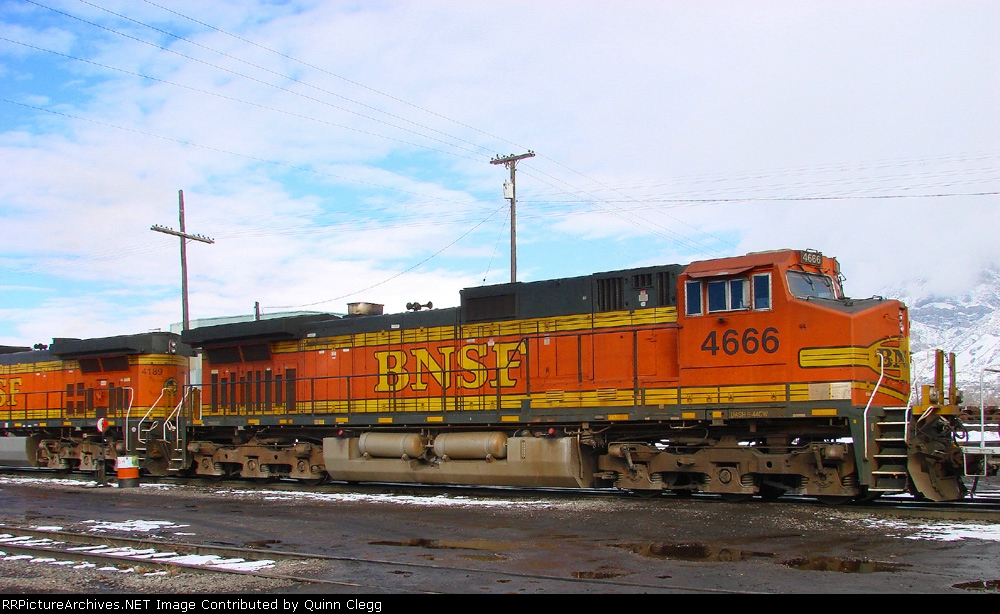BNSF 4666 PROVO,UTAH JANUARY 24,2010.